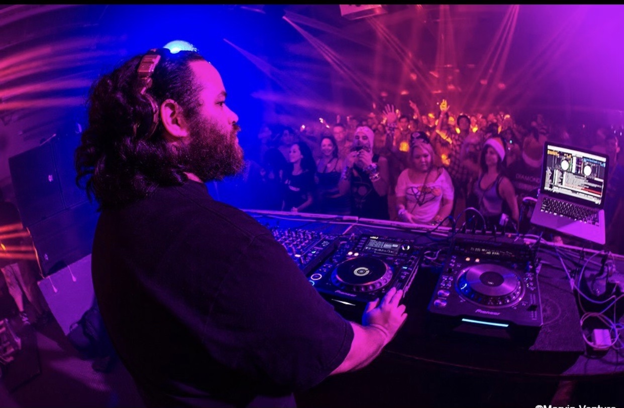 DJ Sho - Your Go-To DJ for Memorable Event Music